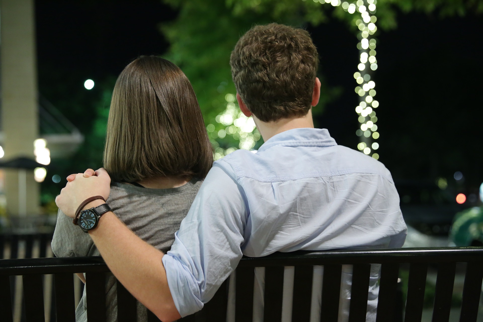 7 ways to know you have a loyal and dedicated man by your side - Let ...
